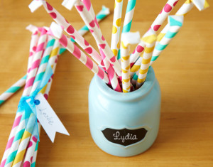 Make Your Own Pixie Sticks | Club Chica Circle - where crafty is contagious
