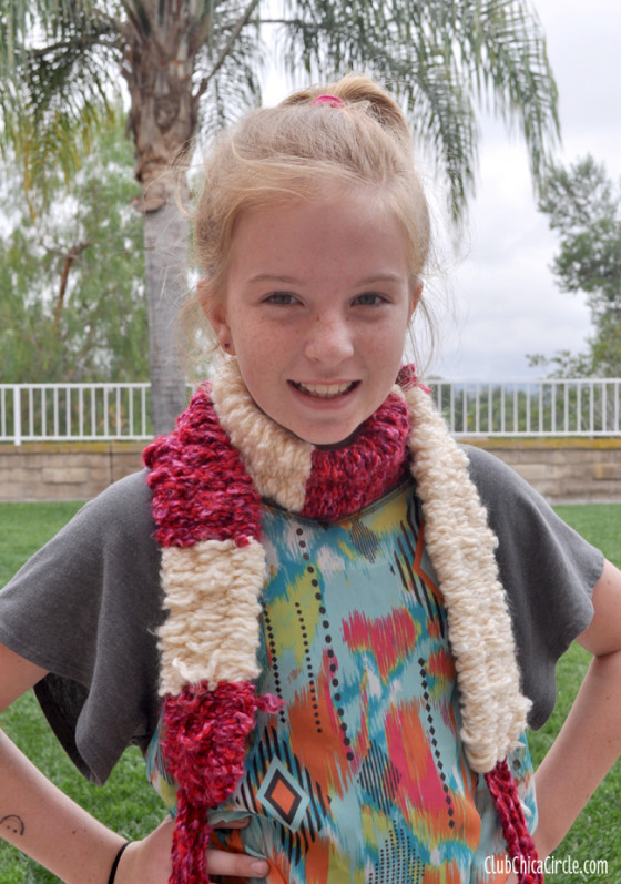 Easy Knitting with Straws | Club Chica Circle - where crafty is contagious