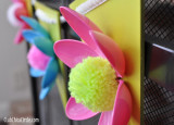 Easy Plastic Spoon Spring Flower Garland | Club Chica Circle - where ...