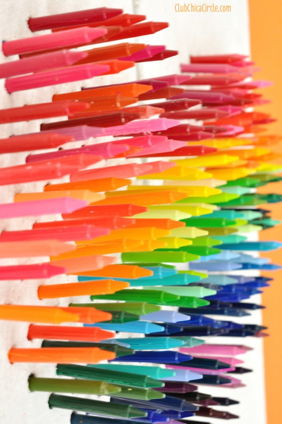 Faux Stone Rainbow Crayon Wall Art DIY | Club Chica Circle - where ...
